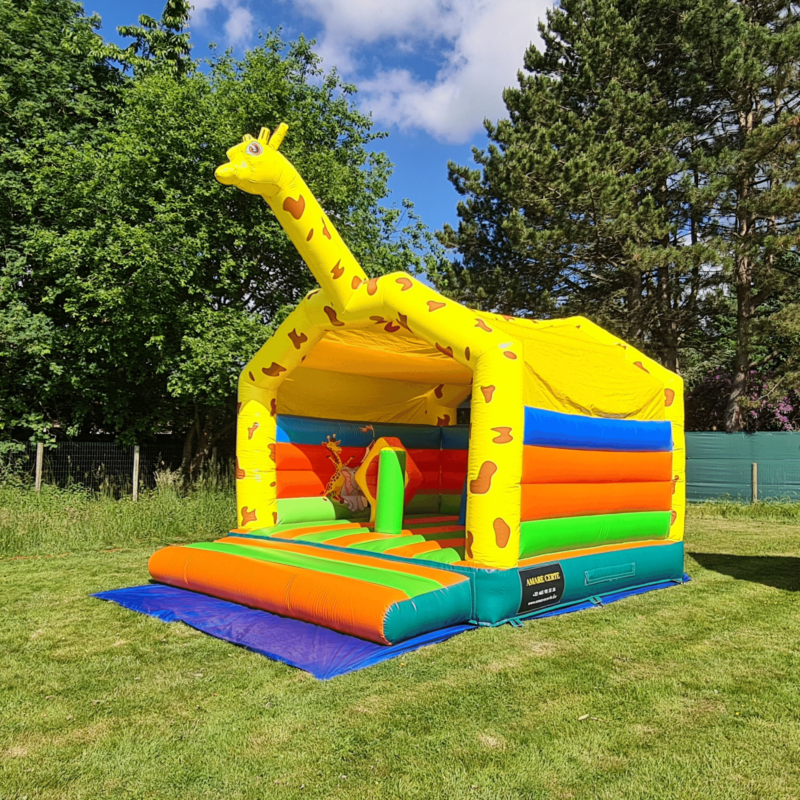Giraffe springkasteel huren – mini springkasteel – obstakels